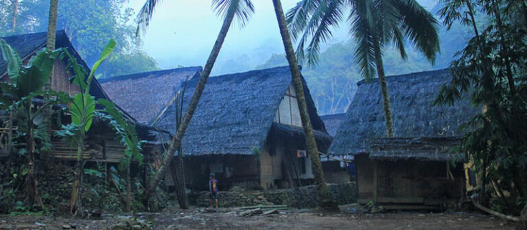 Rumah Adat Suku Baduy : Filosofi Struktur dan Kearifan Lokal