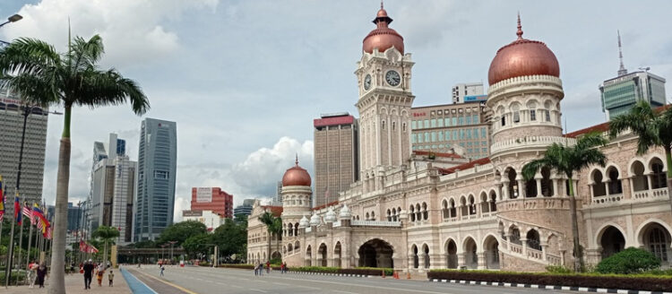 Dataran Merdeka Malaysia : Sejarah, Lokasi, dan Sejarah
